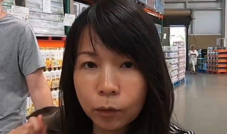 ゆかふろむゆたの年齢・仕事や整形？年収や旦那・再婚についても調査！｜influencer-lab